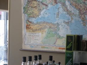 DIY: Traveling Map Magnets / Magnet News & How-To's
